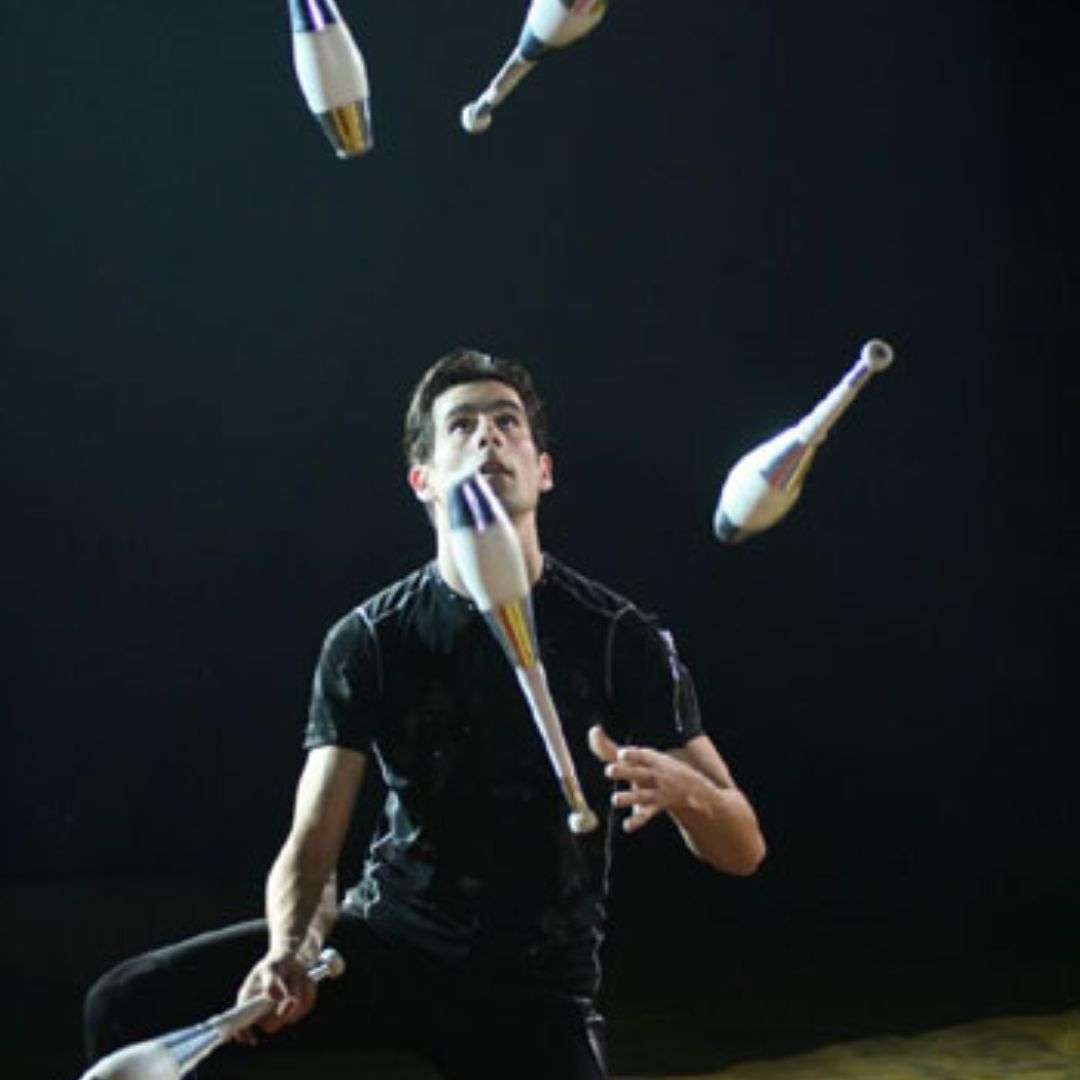 Hire Jugglers in Bangkok | Entertainment Singapore Company Agency