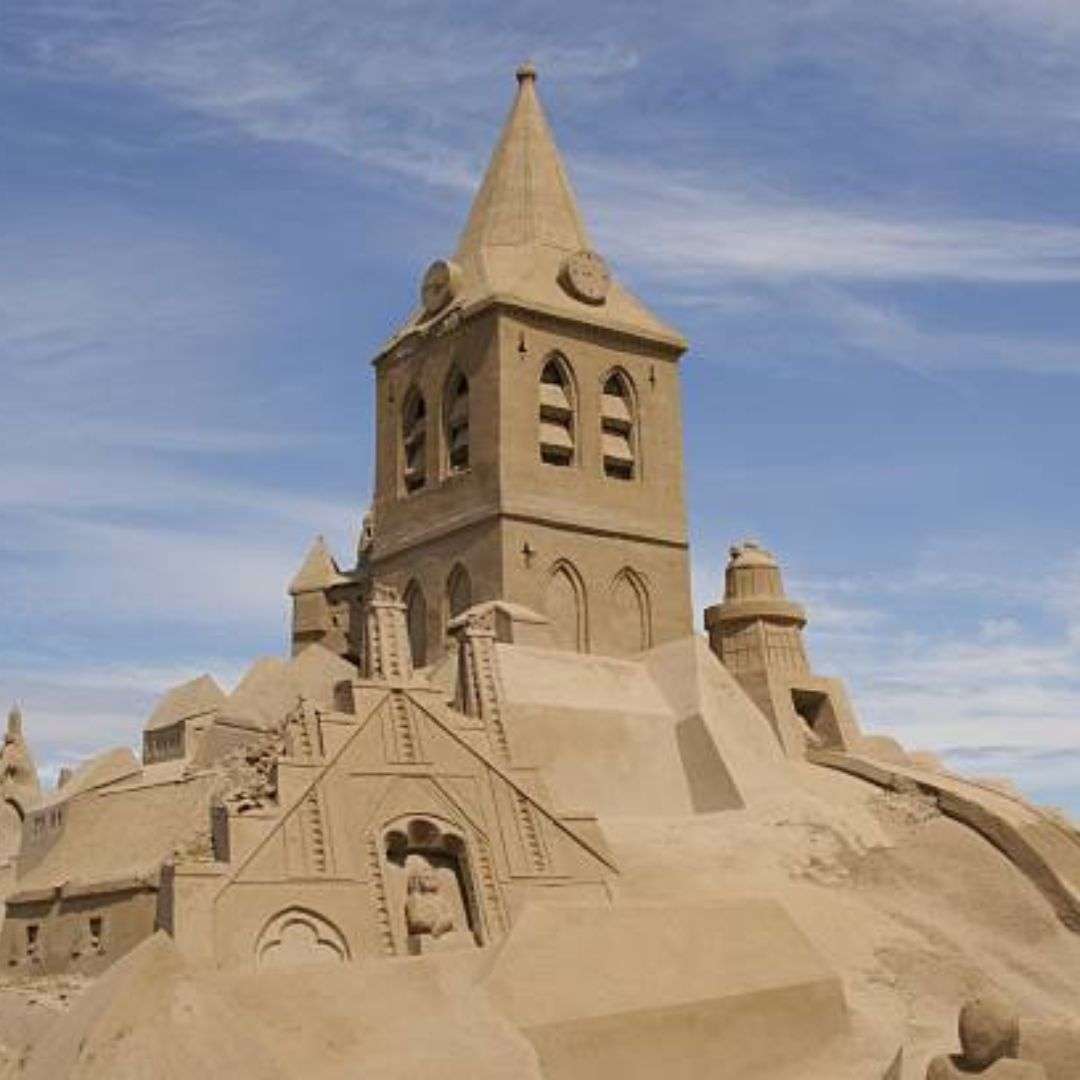 Hire Sand Artists in Singapore | Entertainment Singapore Company