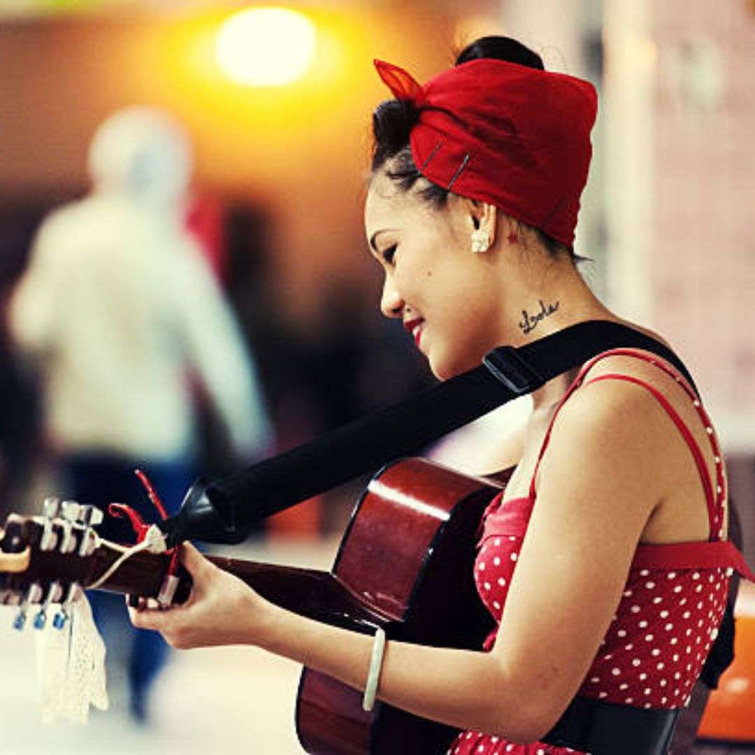 Hire Chinese Musician in Singapore | Entertainment Singapore Company