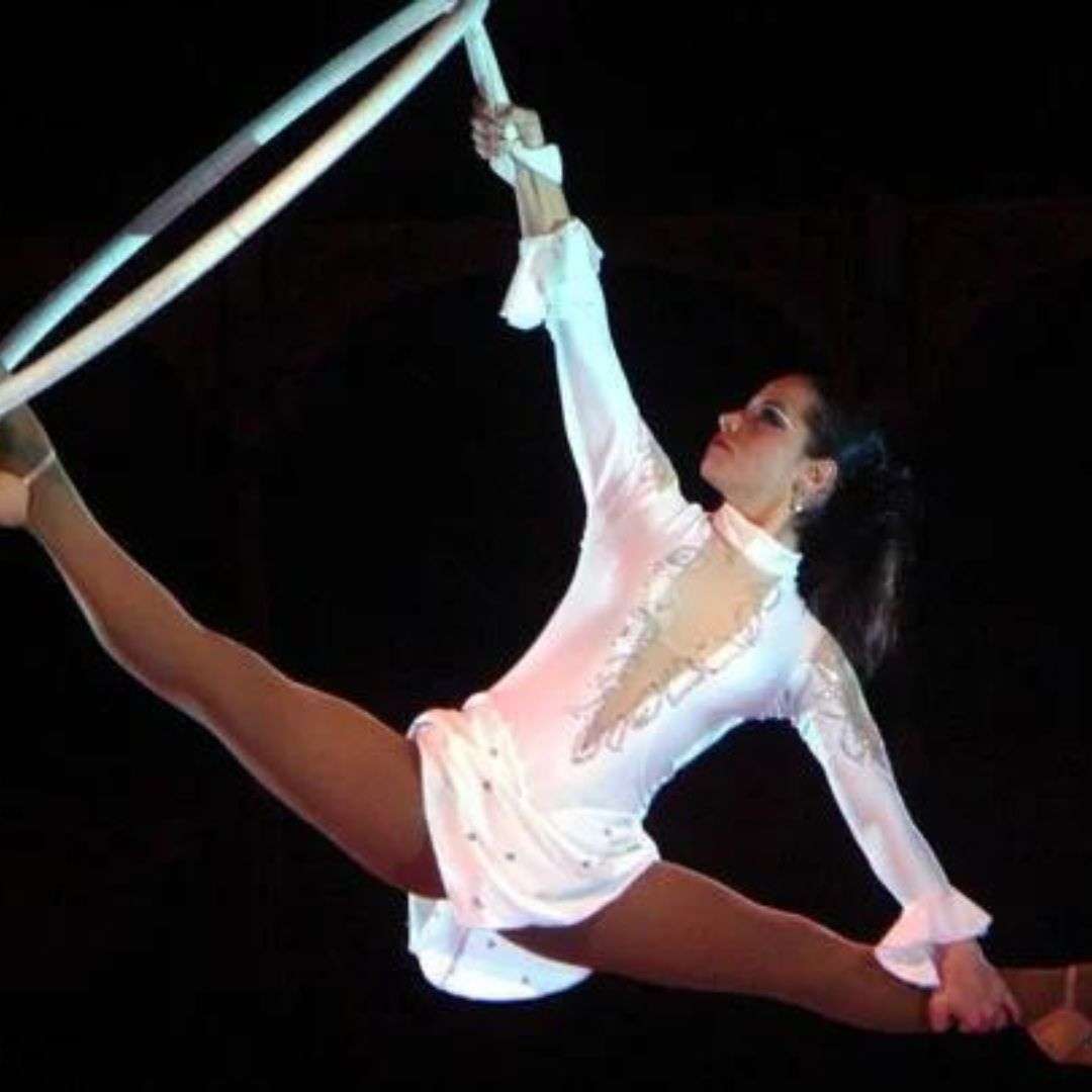 Hire Aerial Performers in Singapore | Entertainment Singapore Company
