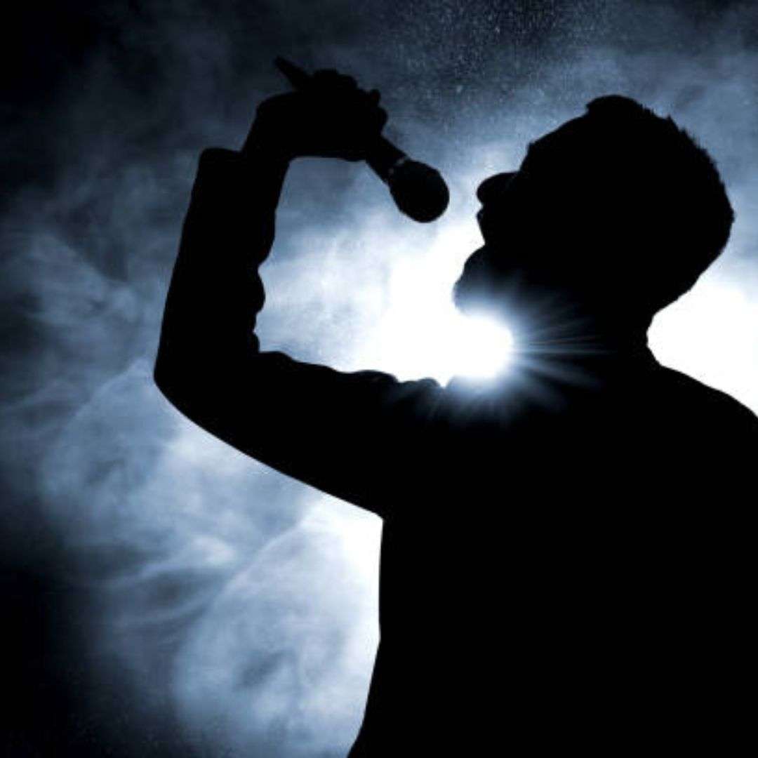 Hire Italian Singers in Singapore | Entertainment Singapore Company